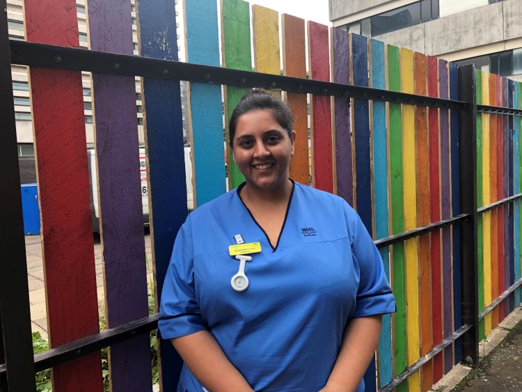 NHSGGC welcomes 650 new nurses and midwives to its ranks - NHSGGC