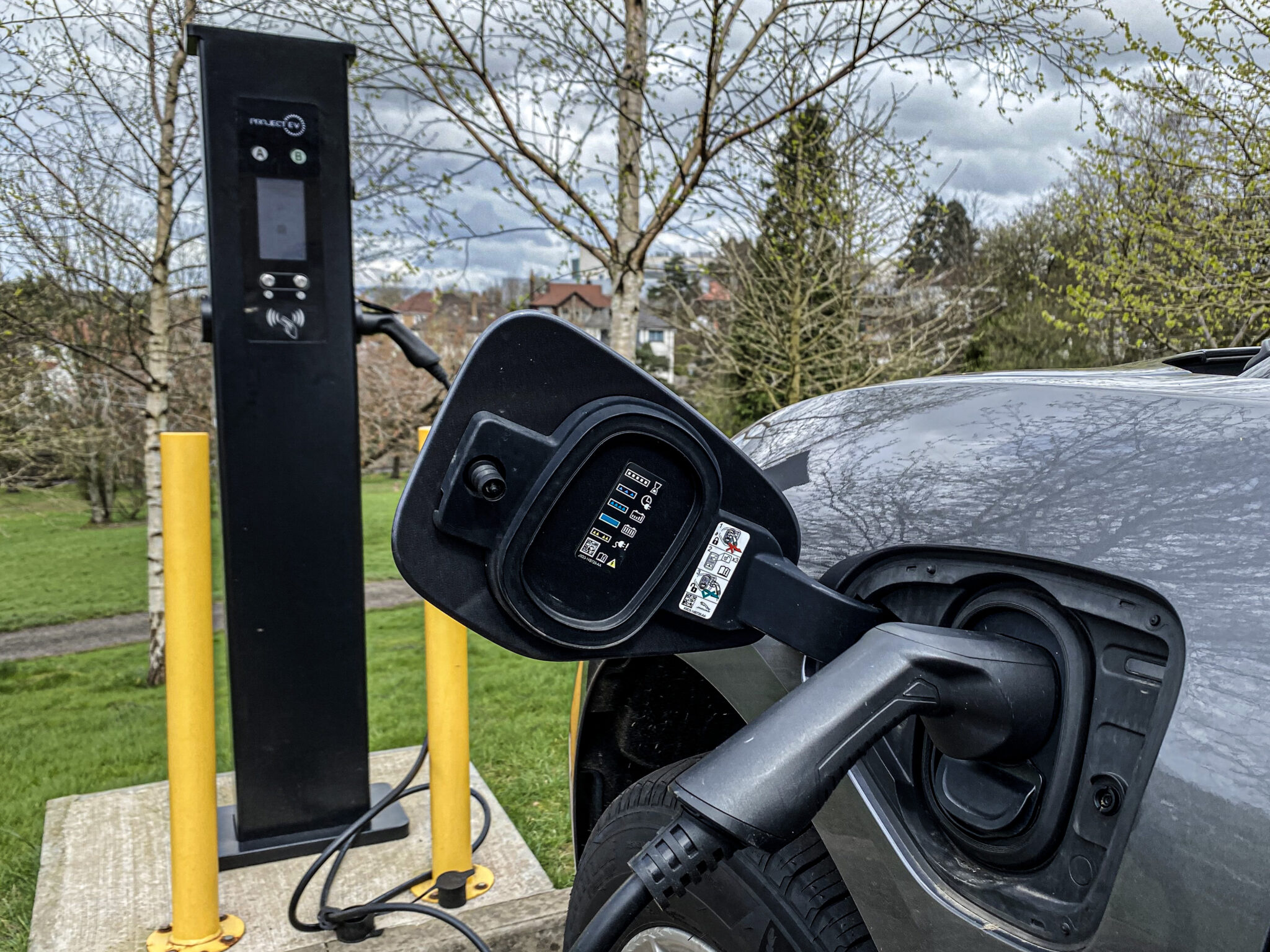 EV charging: How to use the Fuuse app - NHSGGC